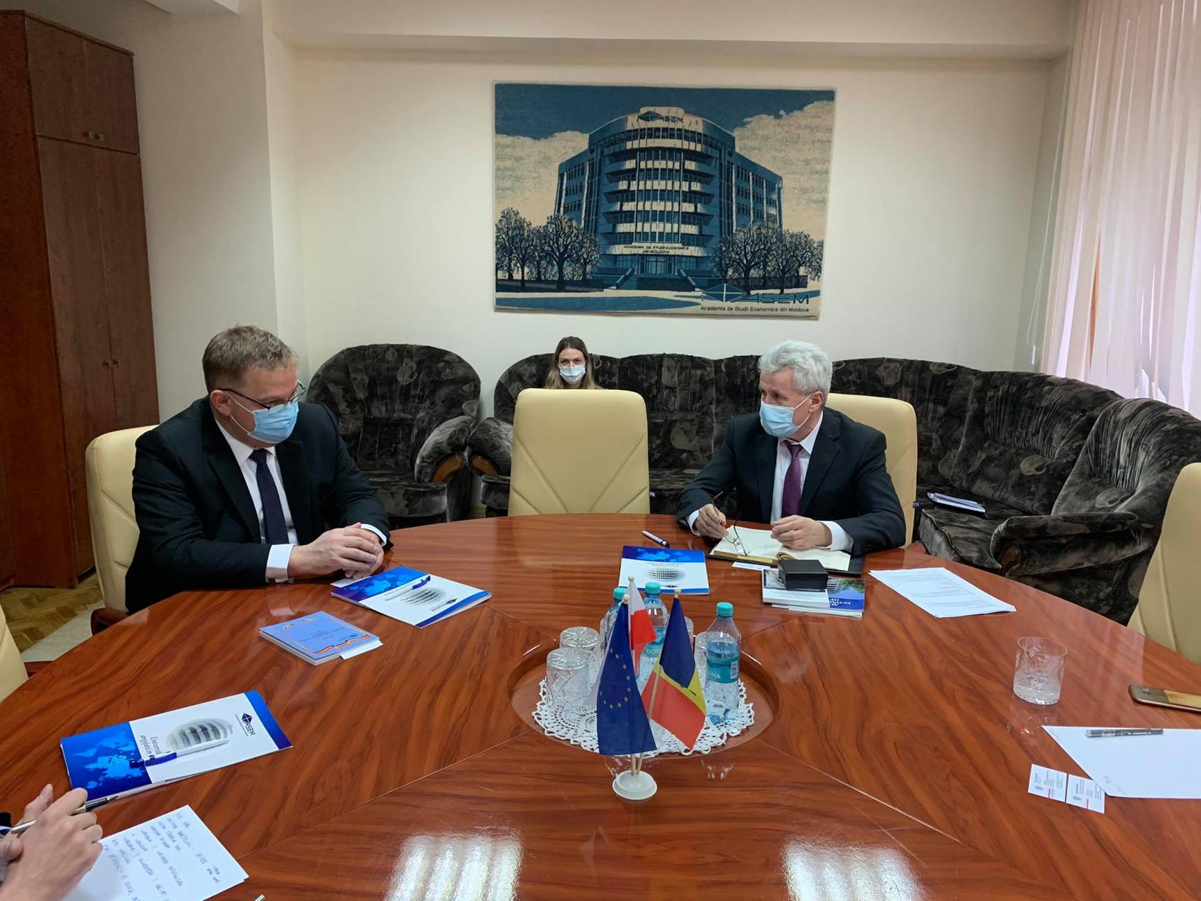 Fortificarea Relaţiilor de Colaborare ASEM şi Ambasada Republicii Polone